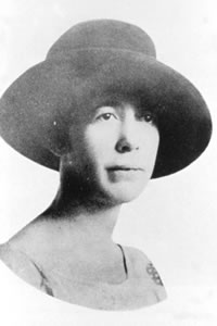 MARIA CANO: BIOGRAFIA